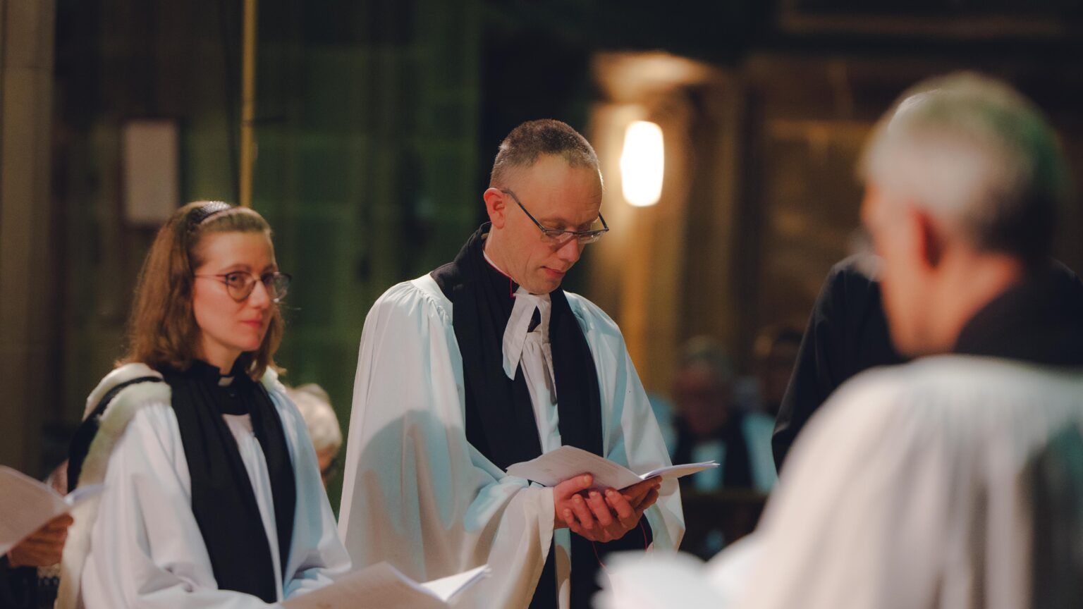Revd Dr James Saunders inducted and installed as vicar of St Mary's ...